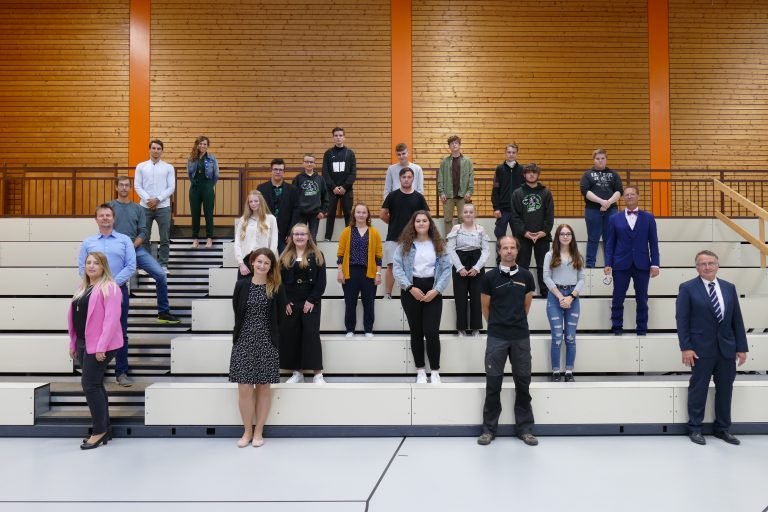 „Yes, we can!!“ – Abschlussfeiern am Schulzentrum Stetten a.k.M ...