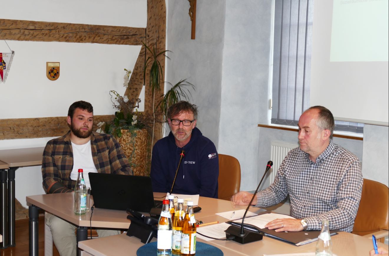 Pilotprojekt „International Youth Club Stetten a.k.M ...